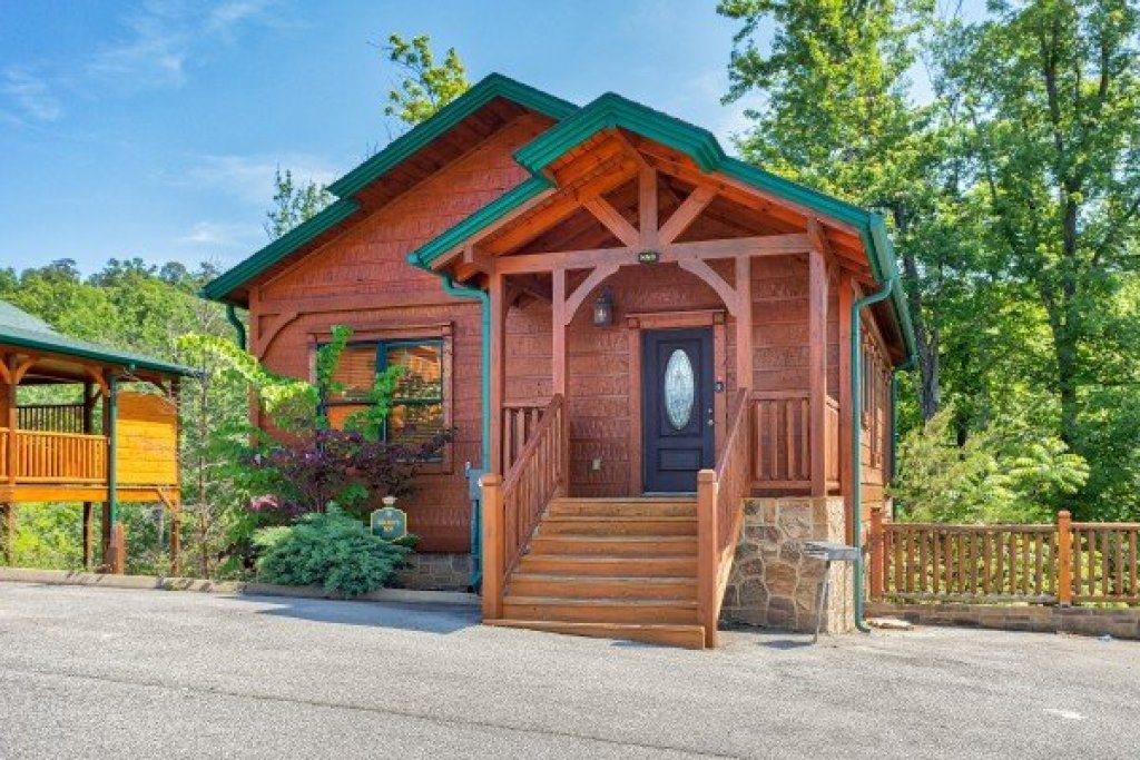 Heaven's Dew in Gatlinburg w/ 1 BR (Sleeps6)